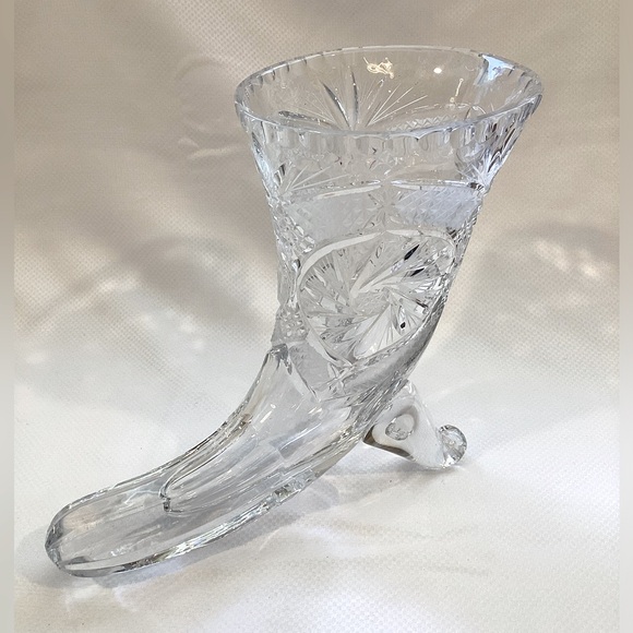 Accents | Brilliant Cut Crystal Cornucopia Vase Crafted With Brilliant ...